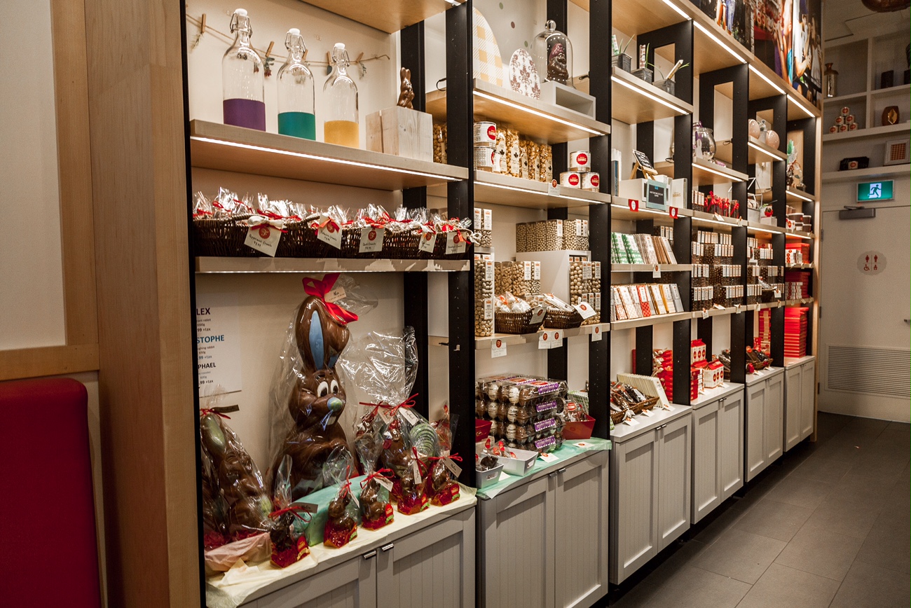 Victoria - Coffee & Dessert Guide - Vancity Kids Directory