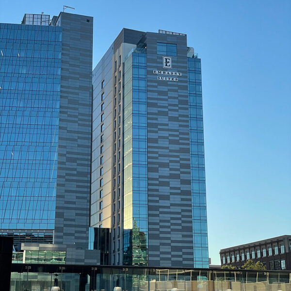 Embassy Suites Seattle Downtown Pioneer Square: Family-Friendly Hotel ...